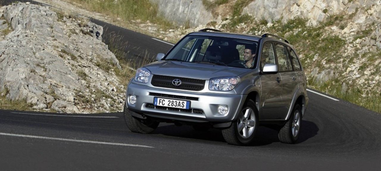 Toyota Bednarscy - Toyota RAV4 | 30 lat ewolucji innowacyjnego SUV-a